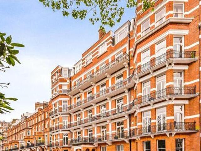 4 Bedroom Apartment For Sale In London