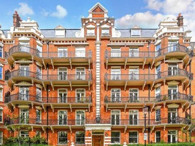 4 Bedroom Apartment For Sale In London