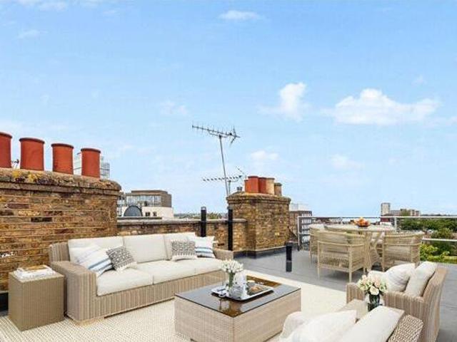 4 Bedroom Apartment For Sale In London