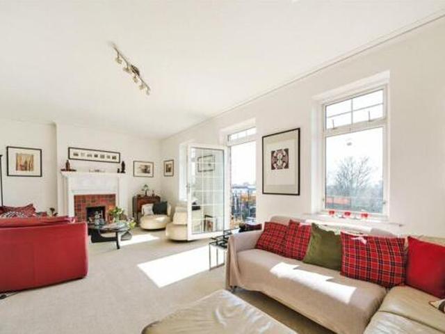 4 Bedroom Apartment For Sale In London