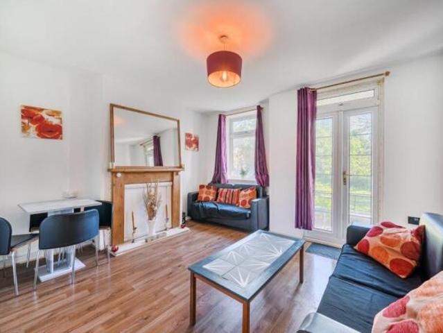 4 bedroom apartment for sale in Pomeroy Street, London, SE14