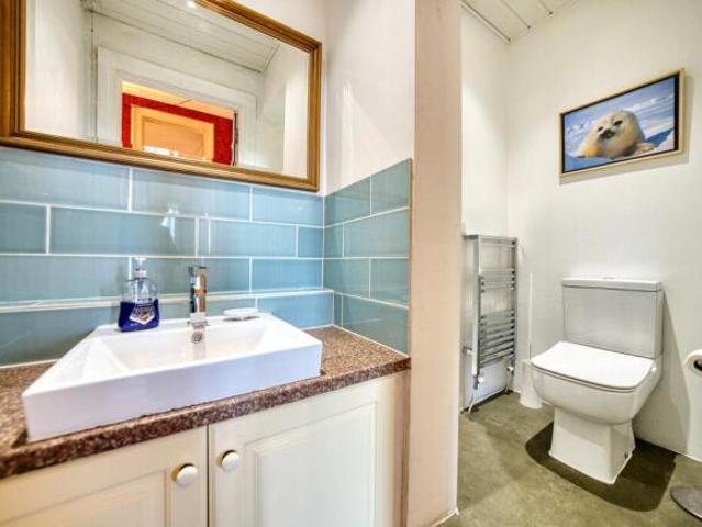 4 bedroom apartment for sale in Southpark Avenue, Hillhead, Glasgow, G12