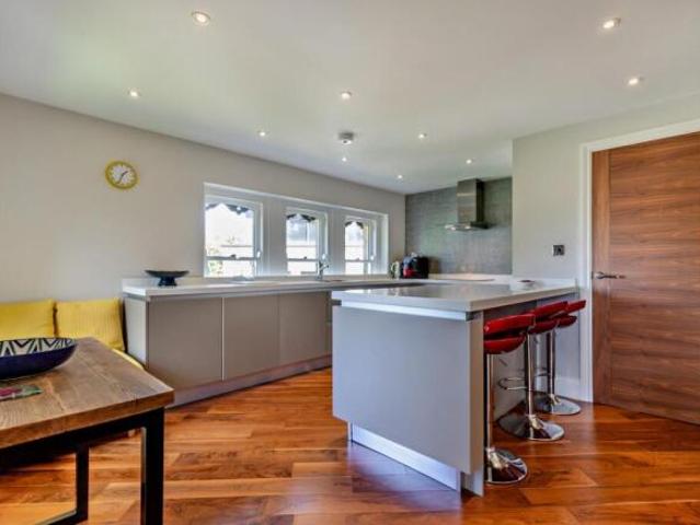 4 bedroom apartment for sale in Victoria Avenue, Harrogate, HG1 5PR, HG1