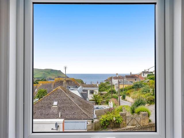 4 bedroom apartment for sale
