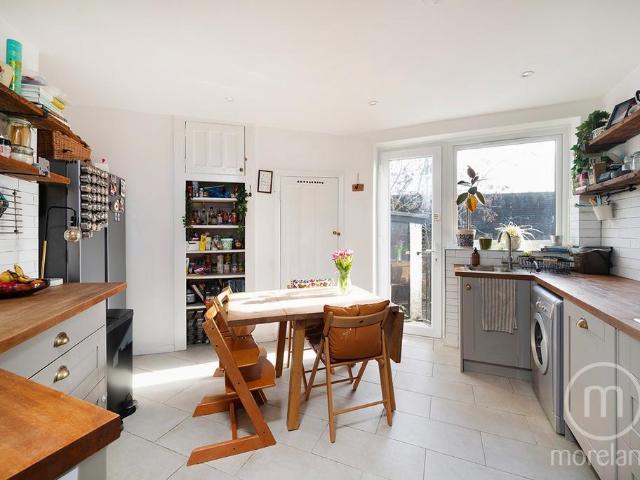 4 bedroom apartment for sale