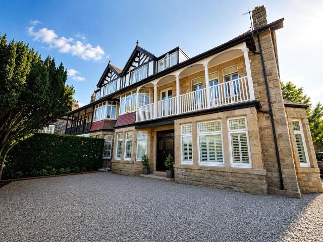 4 bedroom apartment for sale