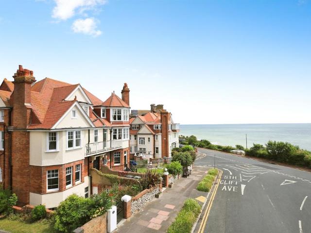 4 bedroom apartment for sale