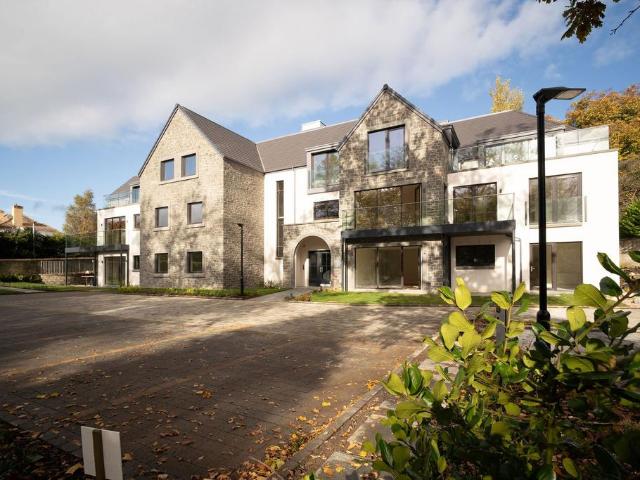 4 bedroom apartment for sale