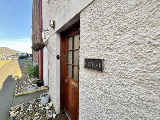 4 bedroom apartment for sale