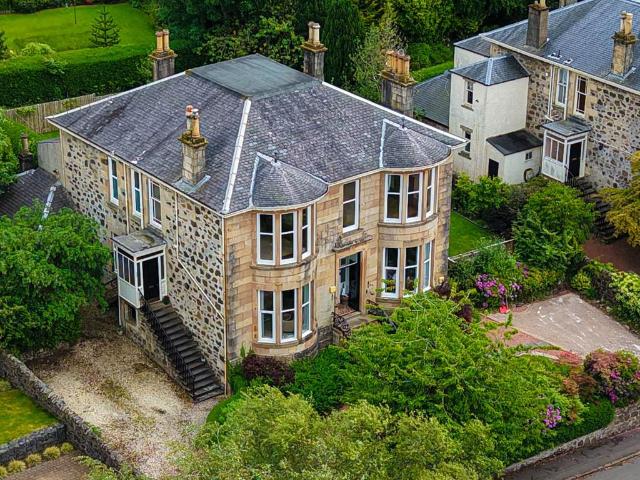 4 bedroom apartment for sale