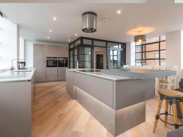 4 bedroom apartment for sale
