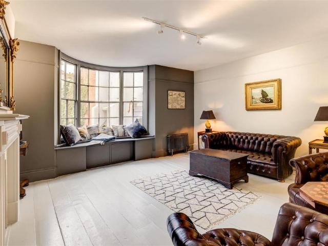 4 bedroom apartment for sale