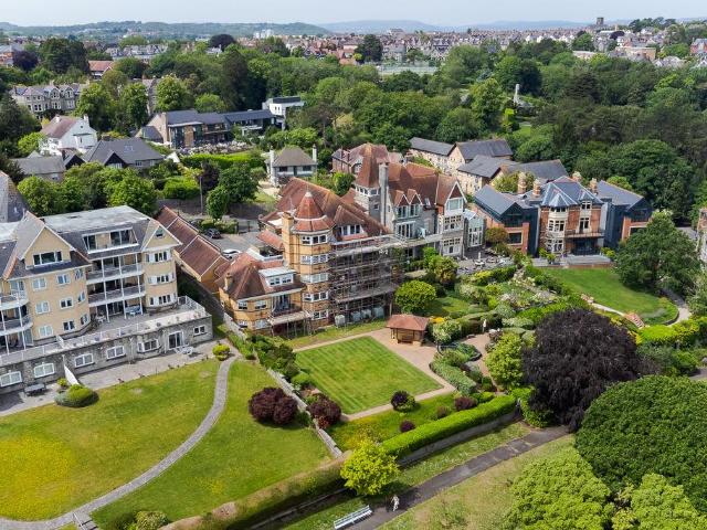 4 bedroom apartment for sale