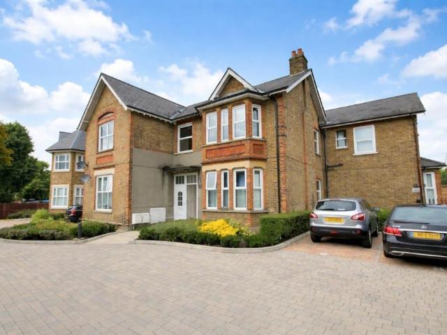4 bedroom apartment for sale