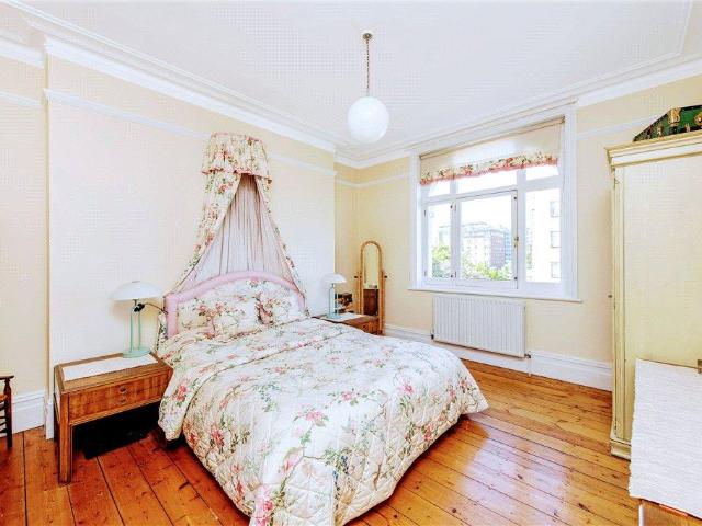 4 bedroom apartment for sale