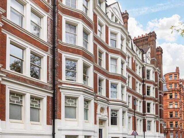 4 Bedroom Apartment London Greater London 98154309