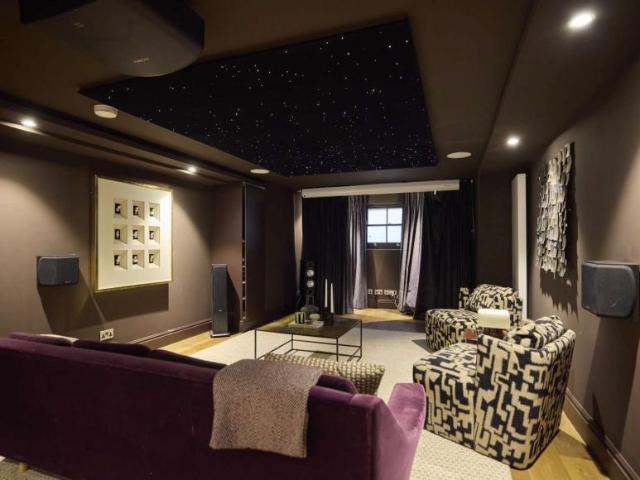 4 Bedroom Apartment London London 101814938
