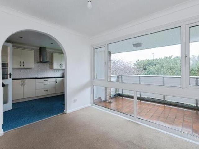 4 Bedroom Apartment Poole Poole LS100096933