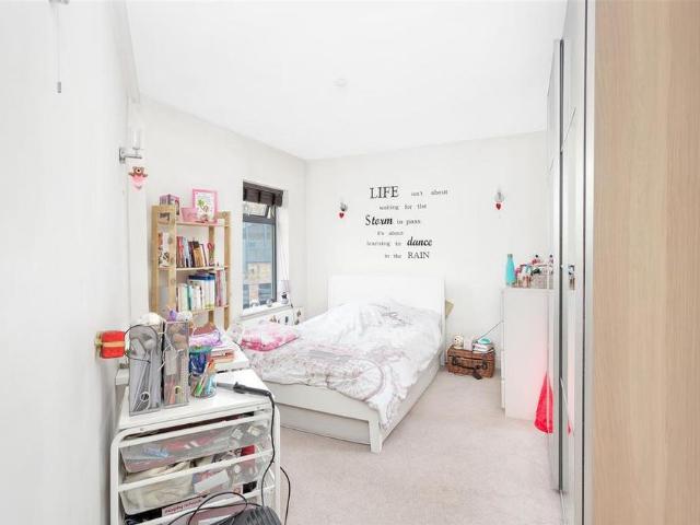 4 bedroom apartment to rent