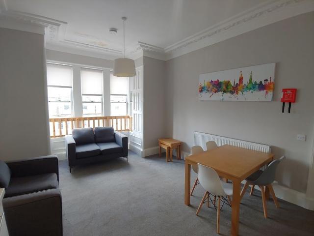 4 bedroom apartment to rent