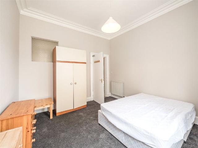 4 bedroom apartment to rent