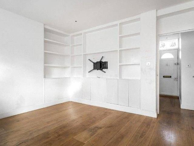 4 bedroom apartment to rent