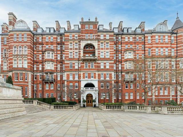 4 bedroom apartment to rent