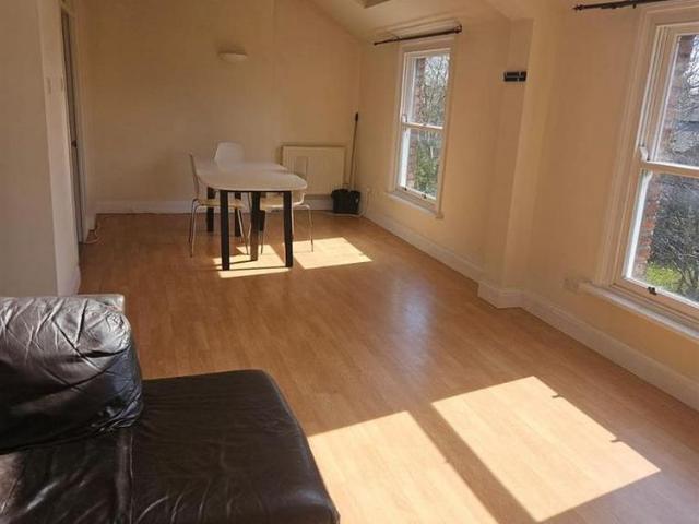 4 bedroom apartment to rent