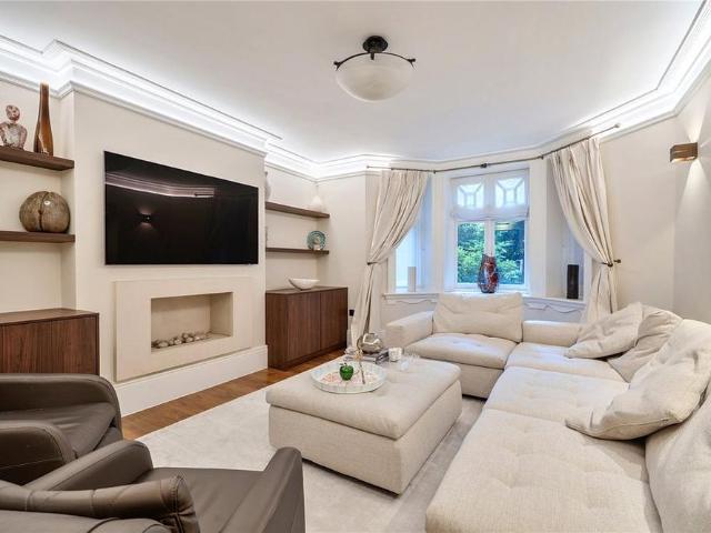 4 bedroom apartment to rent
