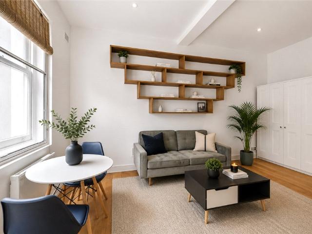 4 bedroom Apartment to rent