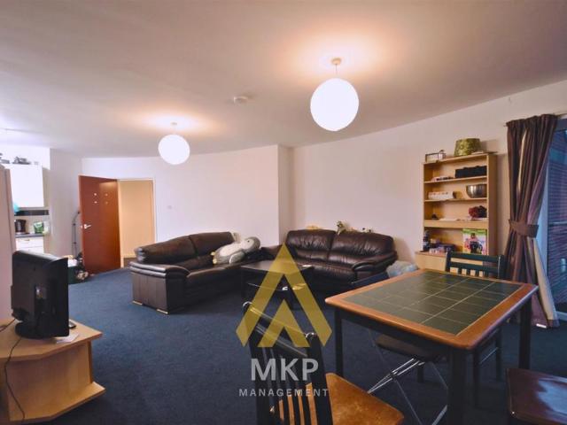 4 bedroom apartment to rent