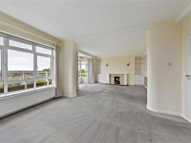 4 bedroom apartment to rent
