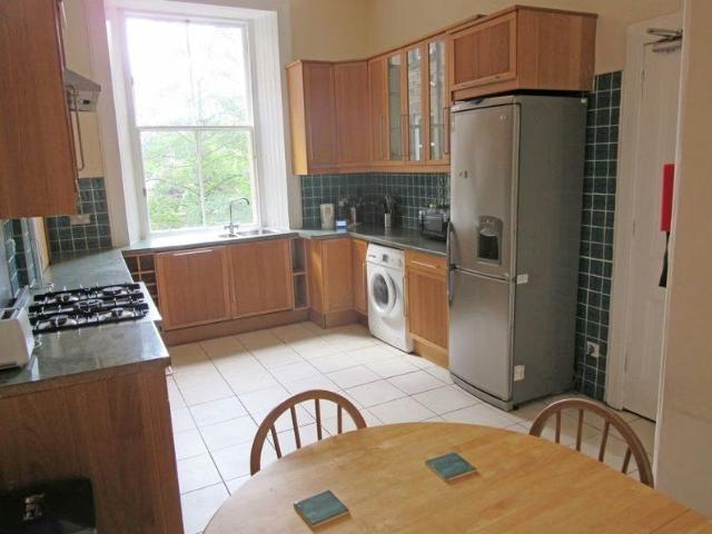 4 bedroom apartment to rent