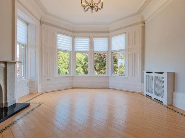 4 bedroom apartment to rent
