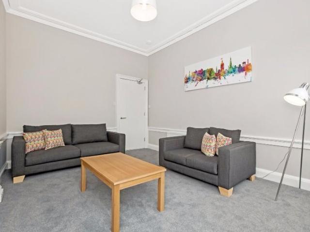 4 bedroom apartment to rent