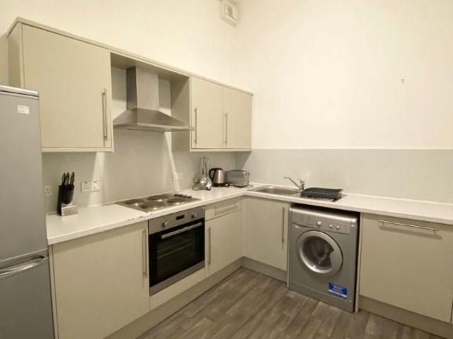 4 bedroom apartment to rent