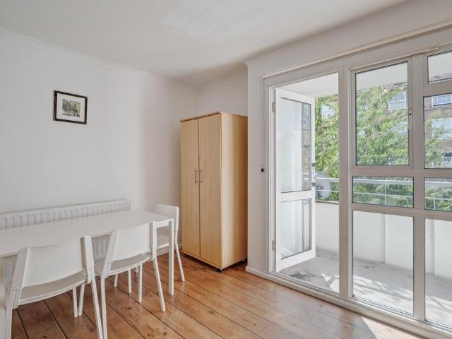 4 bedroom apartment to rent