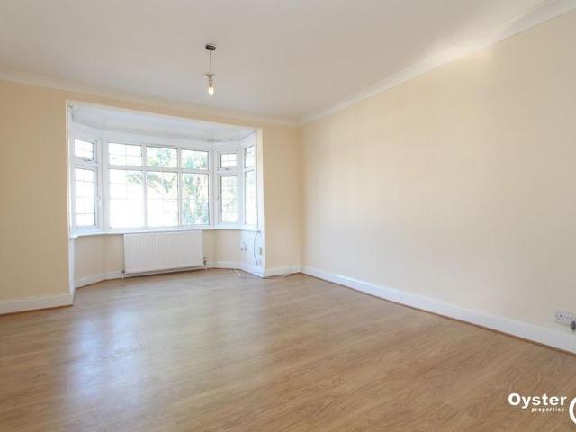 4 bedroom apartment to rent