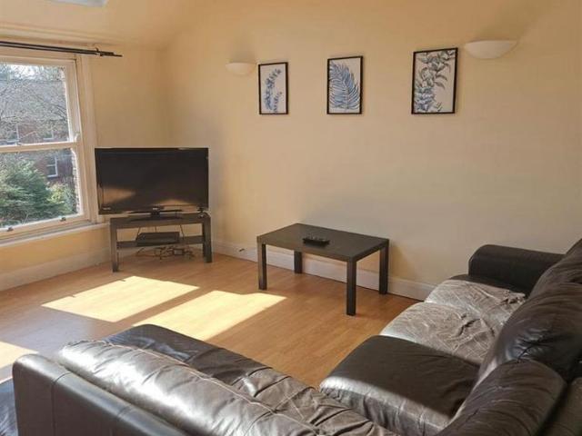4 bedroom apartment to rent