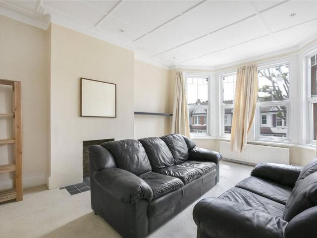4 bedroom apartment to rent