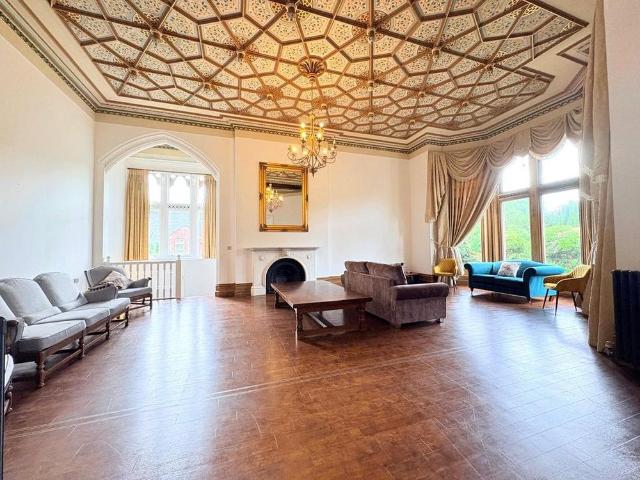 4 bedroom apartment to rent