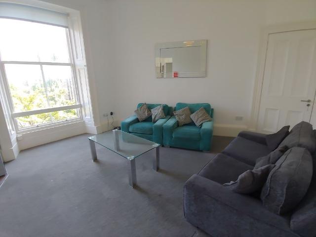 4 bedroom apartment to rent