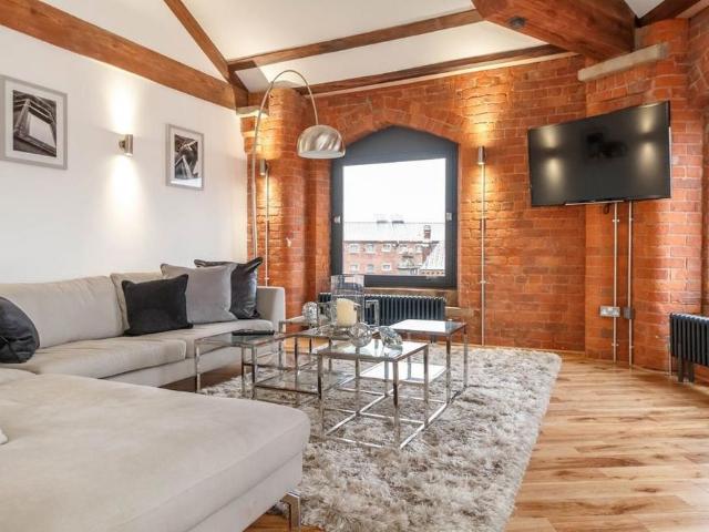 4 bedroom apartment to rent