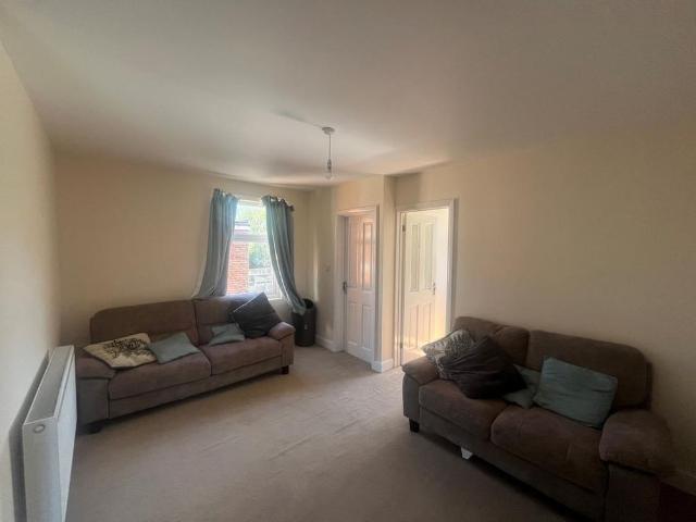 4 bedroom apartment to rent