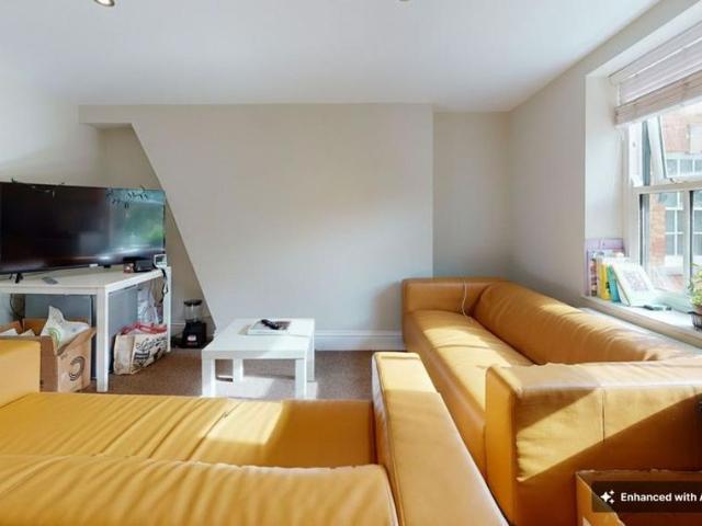 4 bedroom apartment to rent