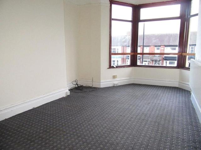 4 bedroom apartment to rent