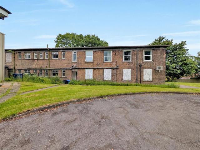 4 bedroom apartment to rent