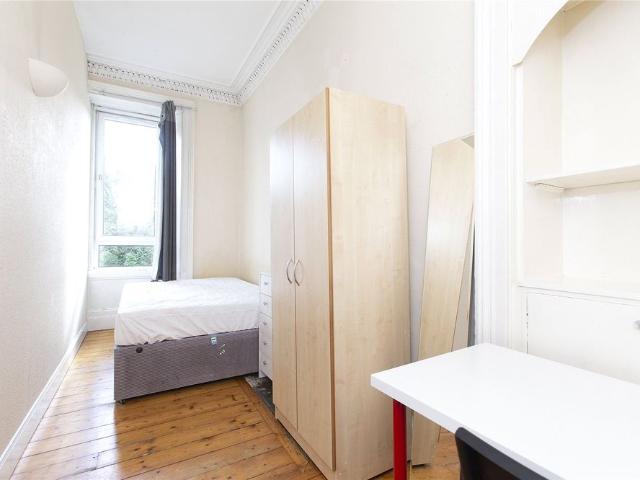 4 bedroom apartment to rent