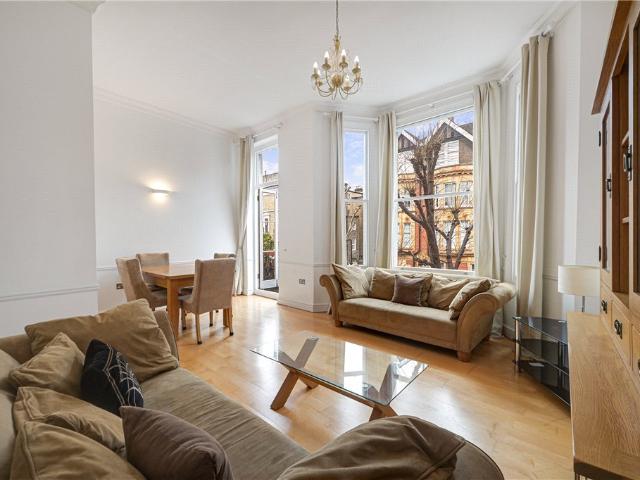 4 bedroom Apartment to rent