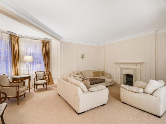 4 bedroom apartment to rent